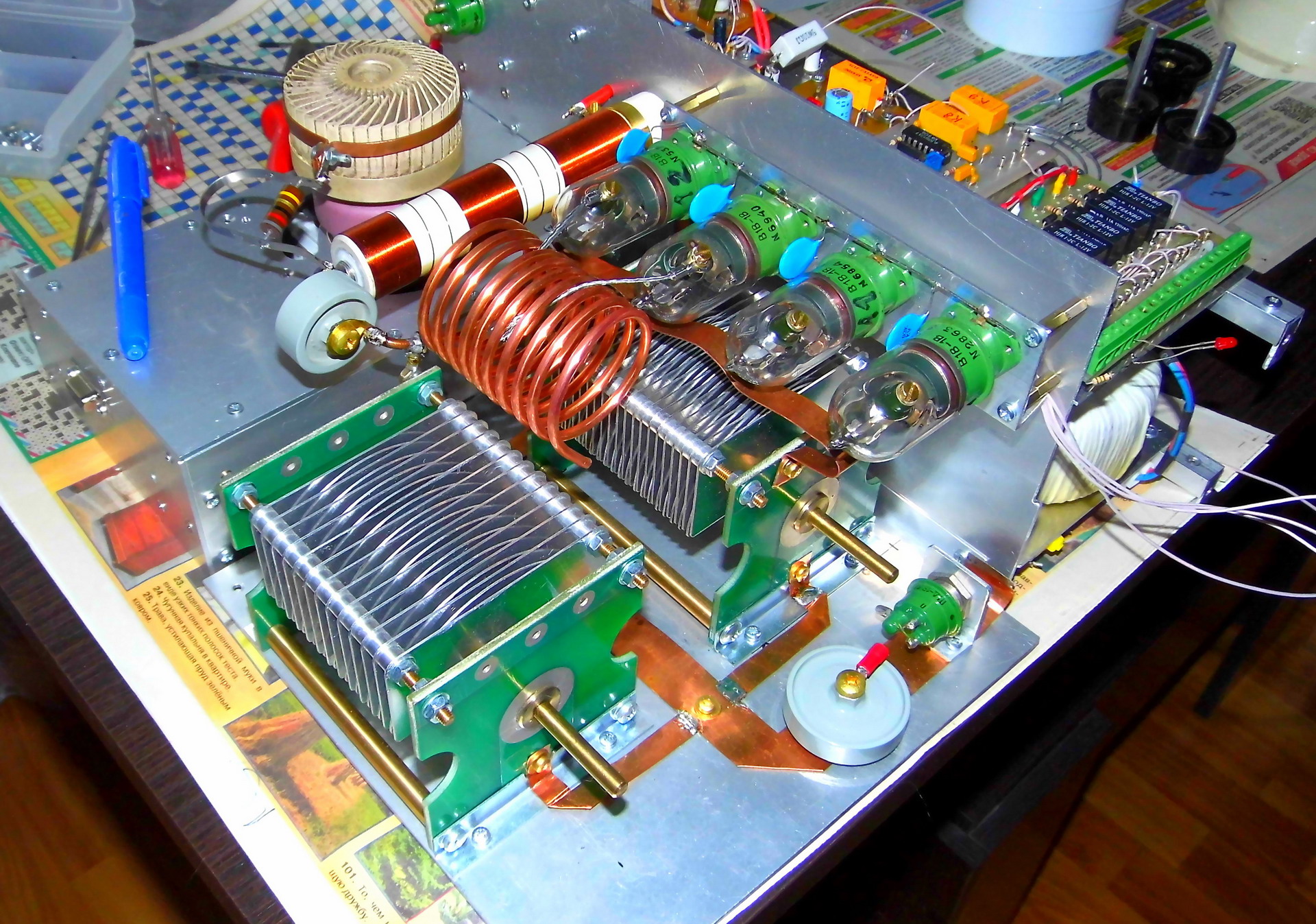 Монтаж усилителя на лампе ГИ-46Б - Фотогалерея на CQHAM.RU