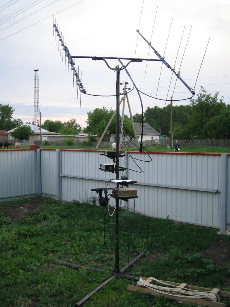 Переносная Sat FM "установка "с ручным приводом - Фотогалерея на CQHAM.RU