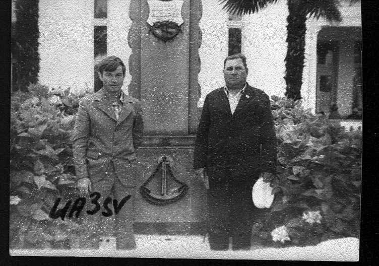 Слева UA3SV (позже RW3SF), Иванов Валерий, из р.п. Шилово - Фотогалерея на CQHAM.RU